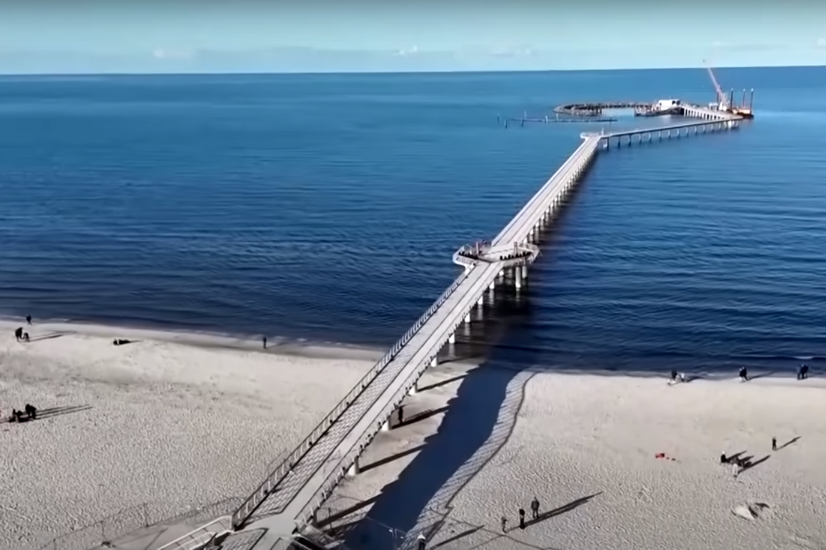 Prerow. Najdłuższe molo na Bałtyku otwarte. Ma 720 metrów długości ...